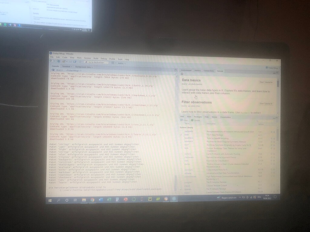 R studio panels only 3 are visible - RStudio IDE - Posit Community